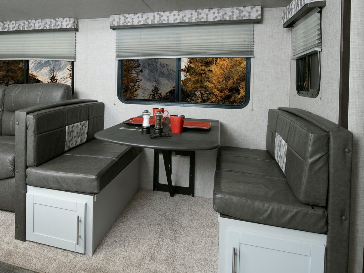 19 Best RV Dinette Furniture Options to Boost Your Comfort